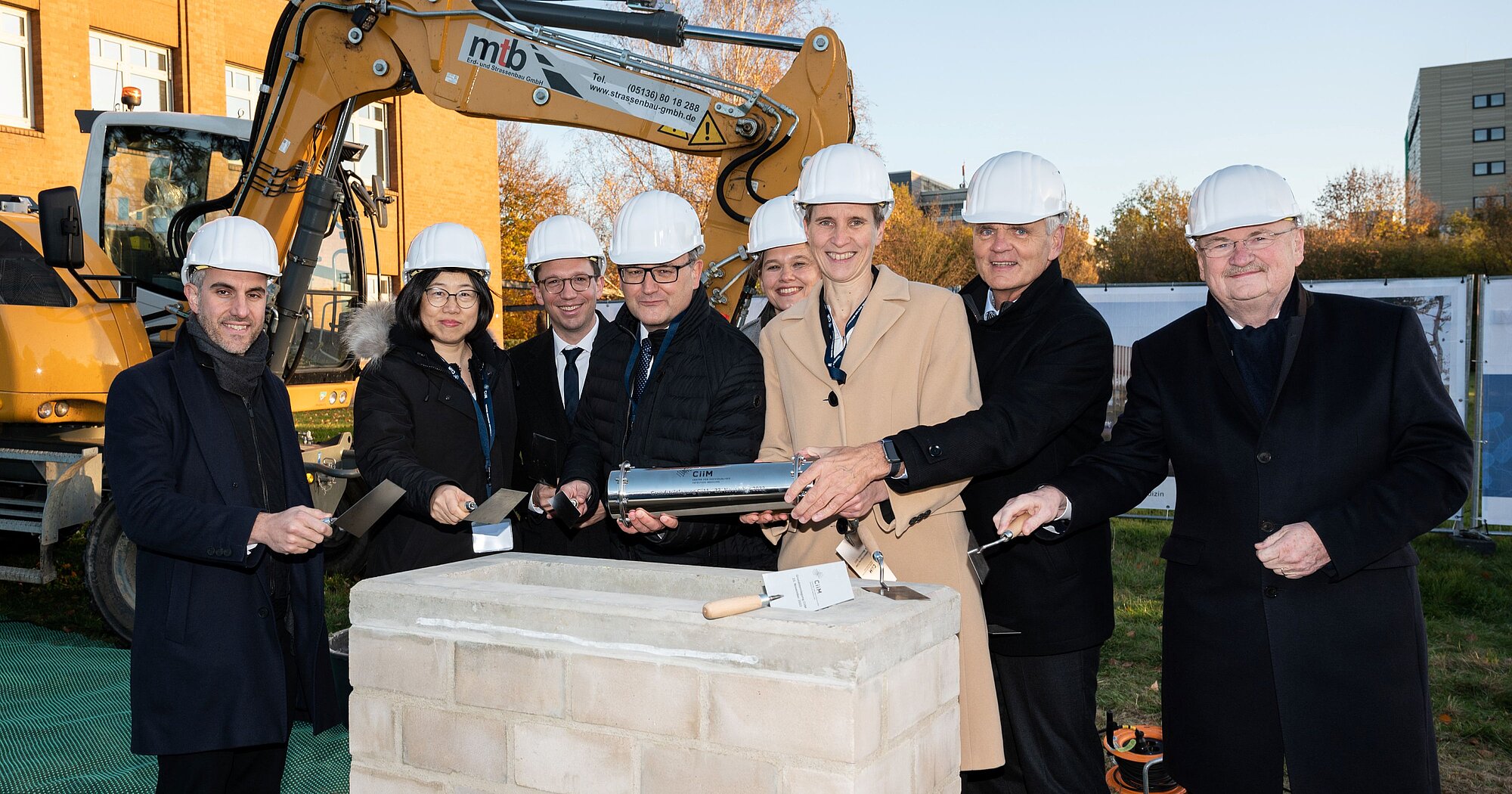 HZI | Groundbreaking for the Centre for Individualised Infection ...