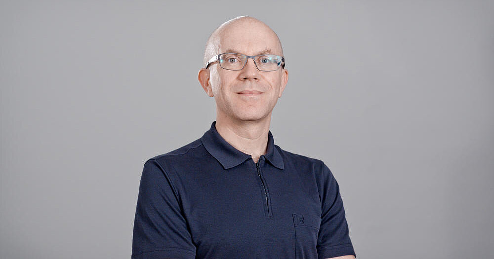 HZI | Prof. Dr. Jochen Hühn