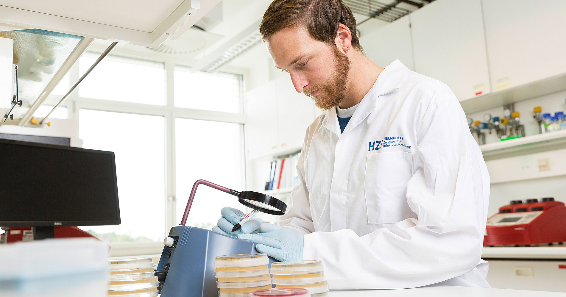 HZI | Research Groups at the HZI