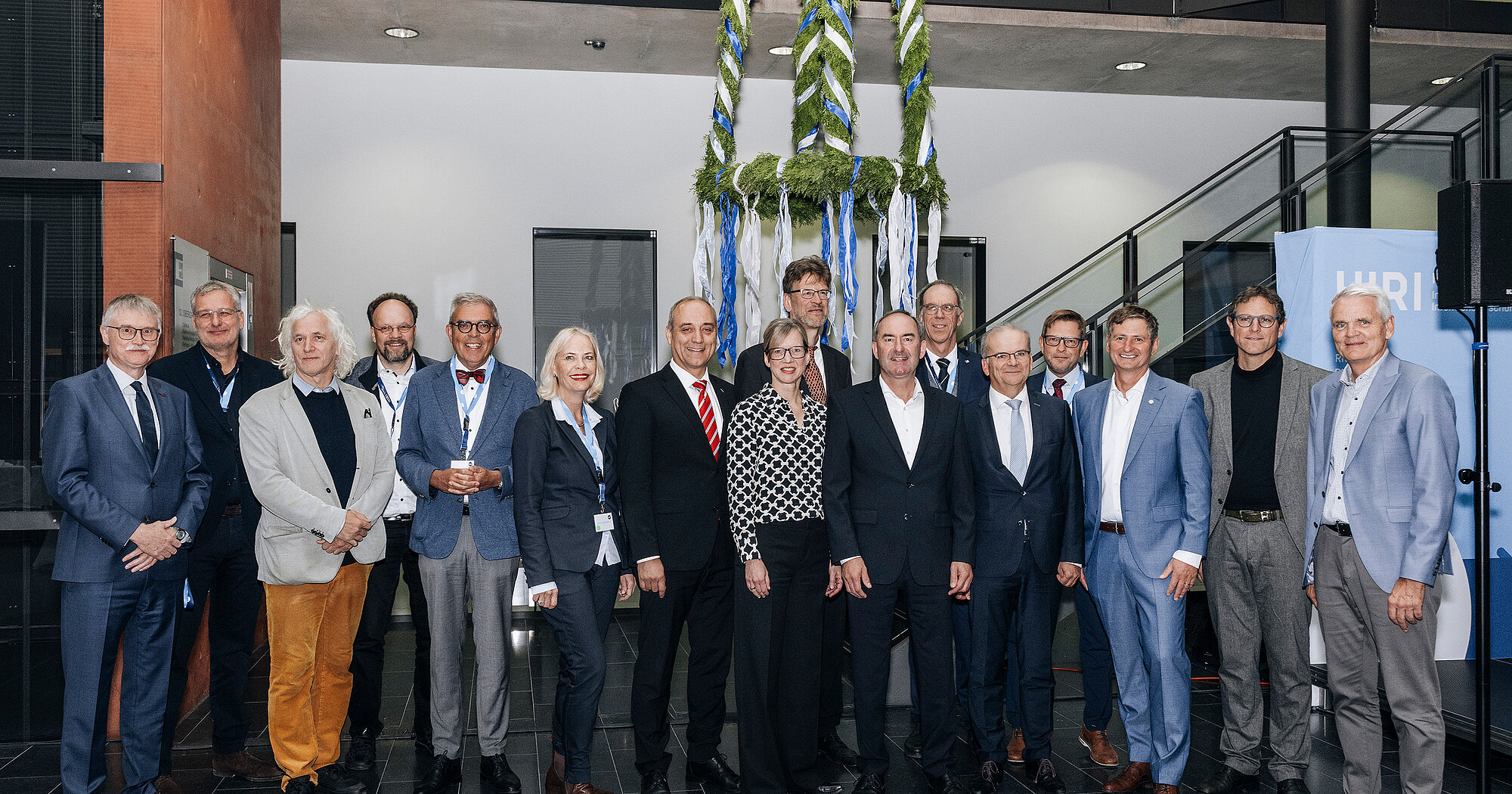 HZI | Würzburg: Richtfest am Helmholtz-Institut für RNA-basierte ...